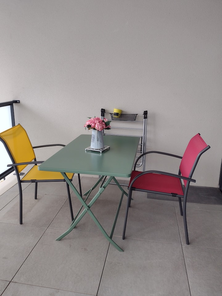 Studio 35m2  Et 15m2 De Terrasse - La Rochelle