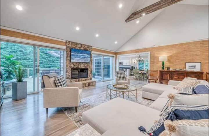 5 Bdrm Hamptons Beach Oasis! - The Hamptons, NY