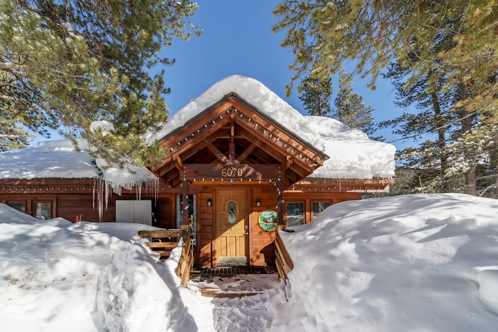 Creekside Cabin 5 Mins To Town & Ski Resort - Breckenridge, CO