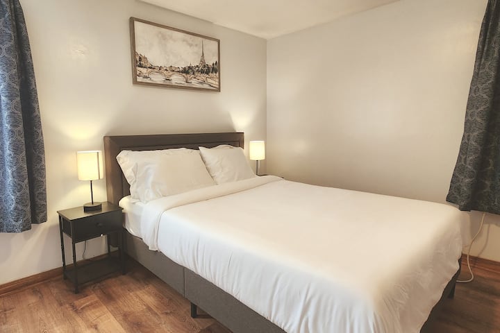 Urban Oasis Contemporary Retreat - ナイアガラ・フォールズ, NY