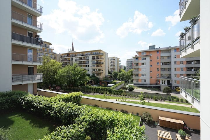 Sunny Apartment - Budapest