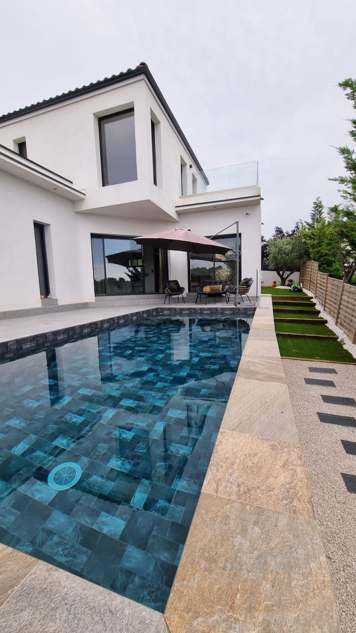 Villa Familiale Avec Piscine, Proche De La Mer - Montpellier