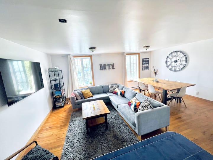 Big Apartment With Terrace - Montreal