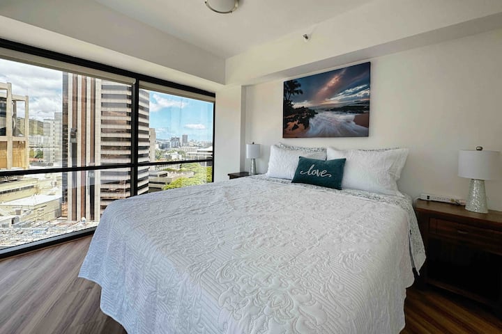 2br Downtown Renovated Free Parking Wifi - Kaneohe, HI