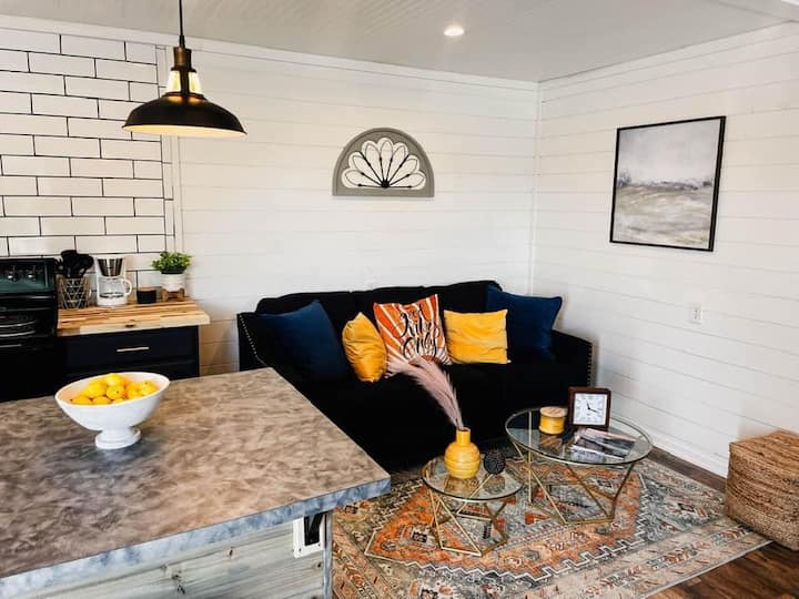 Cozy + Clean Tiny Home Near Nrg Park- Off I64&i77 - Beckley, WV
