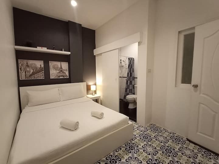 Double Room In Center Of Old Town - Phuket