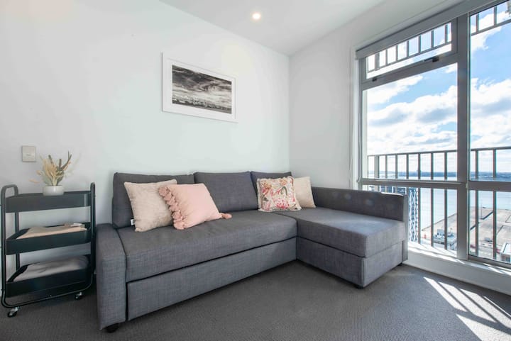 Heart Of Downtown - Seaview & Cityview 2br Apt ! - Auckland