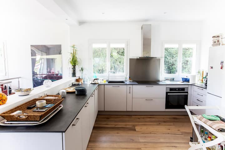 Havre De Paix Familial Avec Grand Jardin - Aubagne