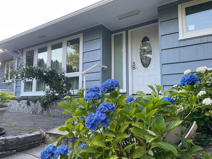 Residence By Queen Elizabeth Park - Vancouver