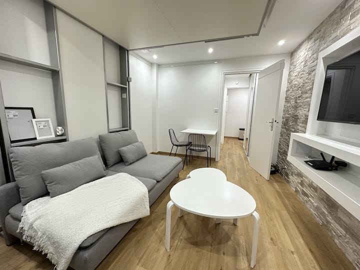 Studio Avec Piscine, Club House, Tennis Et Jeux - Nice
