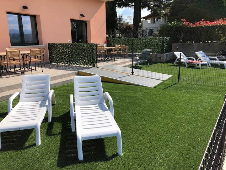 Lake View Apartment For 5 Person With Garden Pool - Manerba del Garda