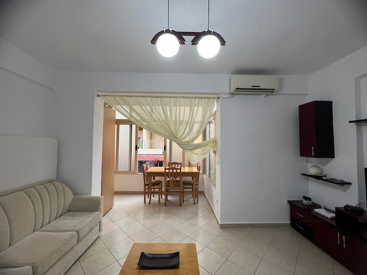 I Am The Spacious Flat For A Family Of 5 - Orikum