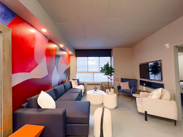 Pierce Hotel | Appartement Coloré Tout éQuipé - 몬트리올