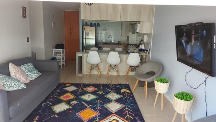 Depto. Primer Piso Muy Silencioso Y Familiar. - Algarrobo