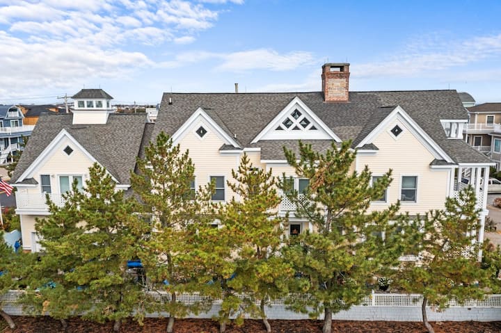 Custom Built Luxury Home! - Manasquan, NJ