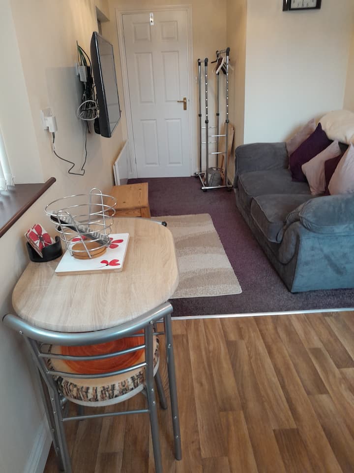 Longford Lodge - Gloucester