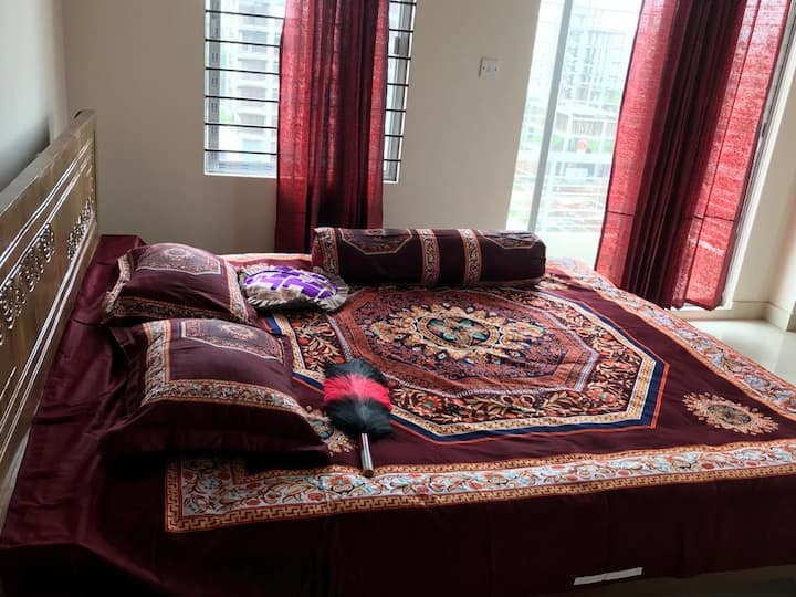 Cheap Holiday Flat, Apartment Aftab Nagar, Dhaka - Bangladesh