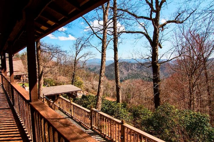 Mountain Top Lodge – All Inclusive Resort Property - Robbinsville, NC