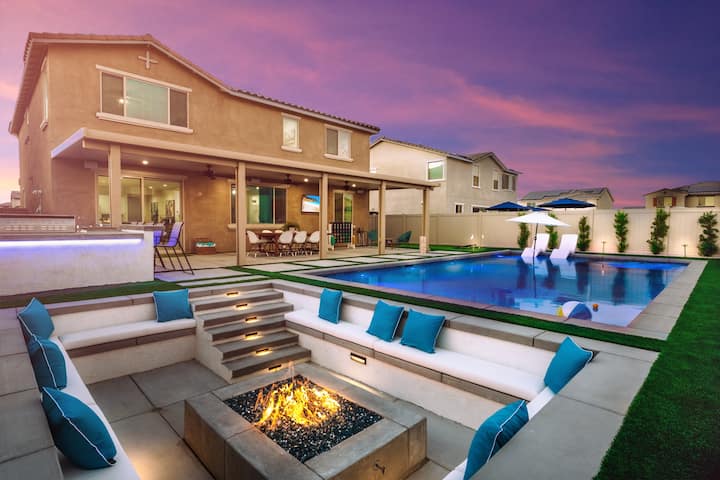 Casa Real W/ Lux Outdoor Living - Coachella, CA
