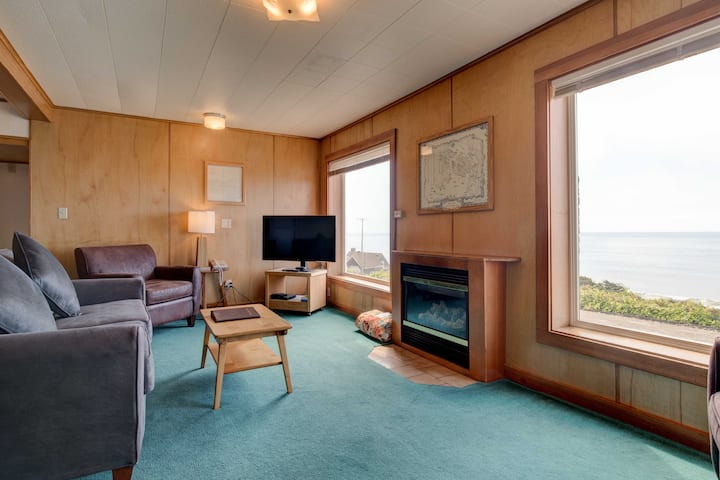 1 Bdrm Cottage W/kit, Oceanview - Lincoln City, OR