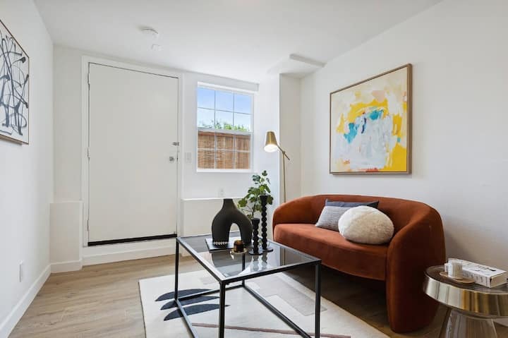 Beautiful Mission Terrace Home - San Francisco, CA