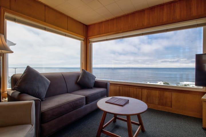2 Bdrm Cottage Deluxe, Ocean - Lincoln City