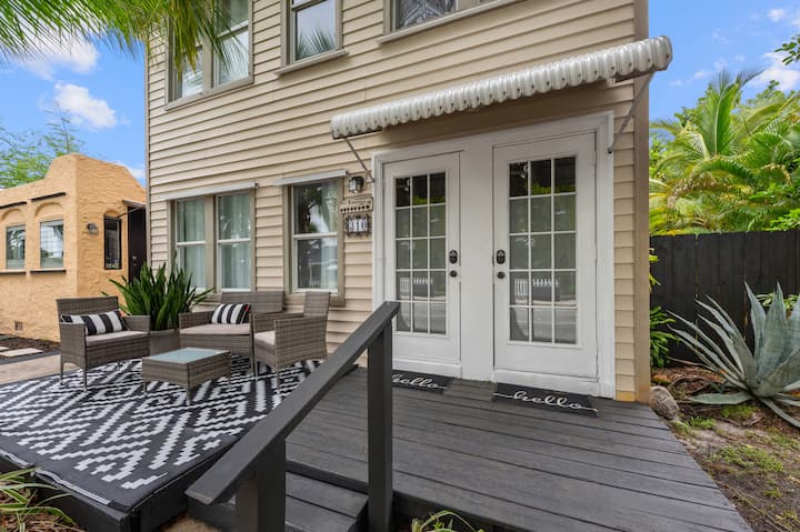 Palm Hideaway: No Cleaning Fee! - Lake Worth Beach