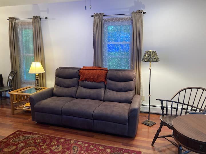 Warbler Hill - Relax & Enjoy Noa - North Adams, MA