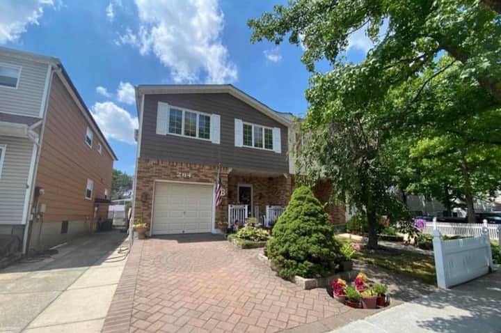 Cozy Guest House! - Staten Island, NY