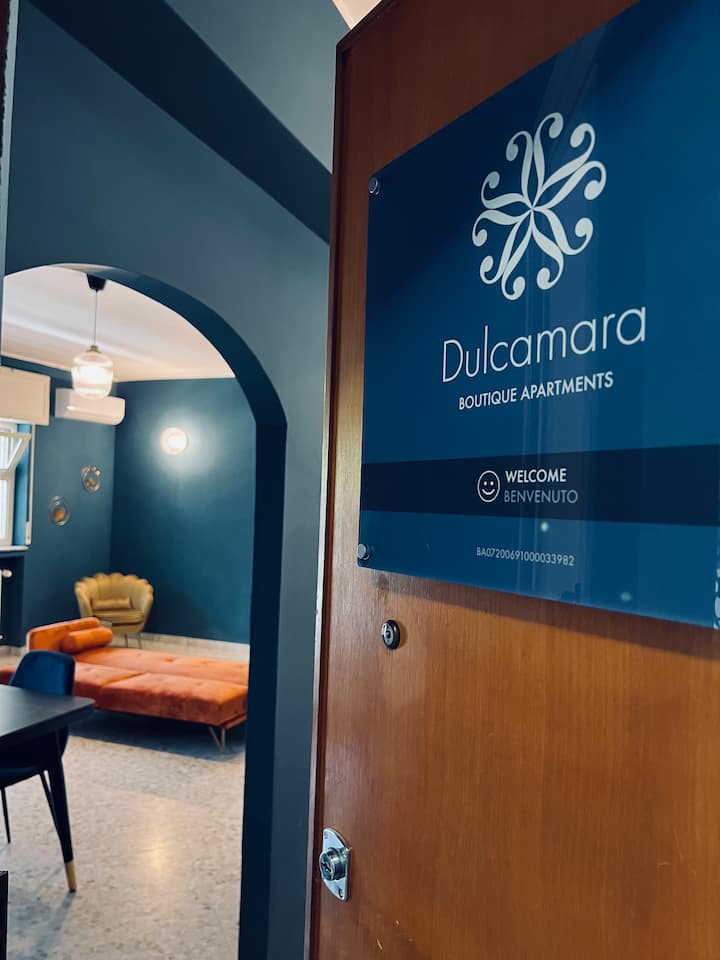 Blue Velvet | By Dulcamara Boutique Apartments - Bari