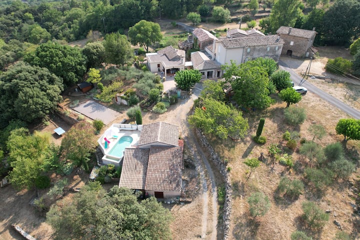 Le Mazet
Saint Félix De Pallières - Saint-Hippolyte-du-Fort