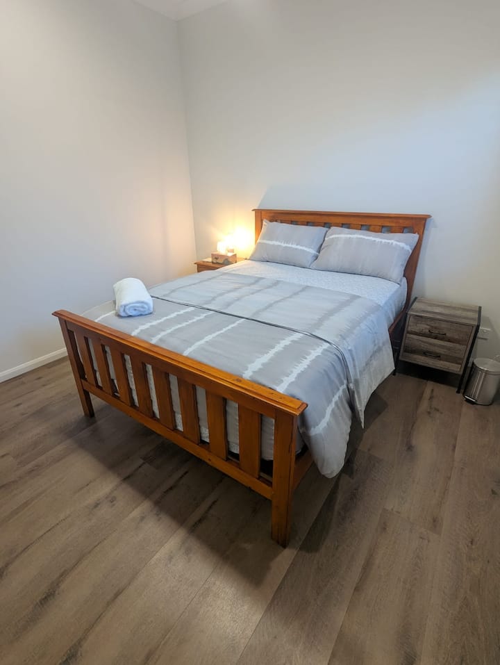 Entire House In Chermside West 2-beds Ultra-clean - Brisbane