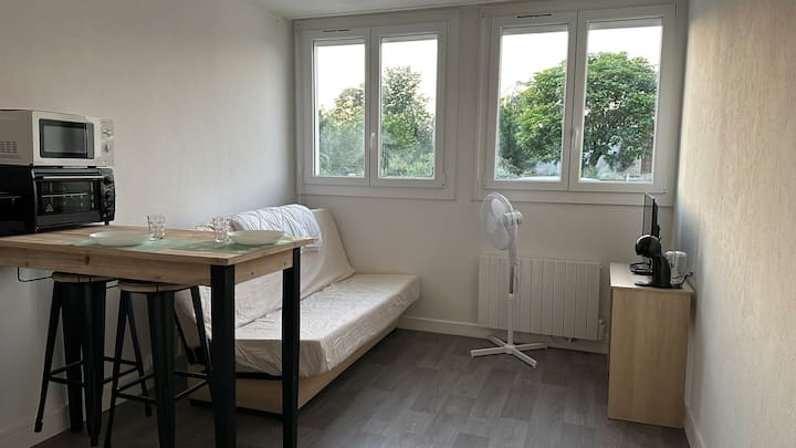 Appartement Meublé Au 1er éTage - Moulins