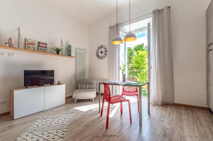 Cozy And Bright Next To The City Center - Florenz