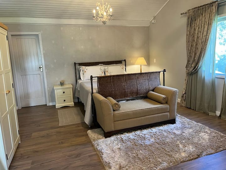 Suíte Privativa- Sweet Home Farm - Campo Alegre