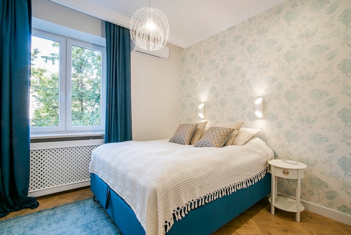 Apartment With Aircondition And Parking - Warsaw