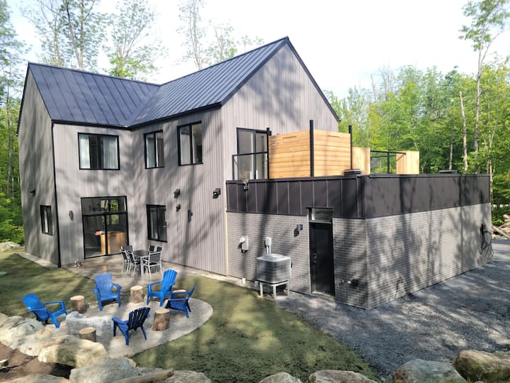 Chalet Scandinave Domaine De L'érablière - Orford, QC