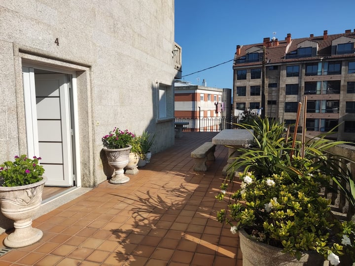 Vivienda Amplia Recien Reformada. - Marín
