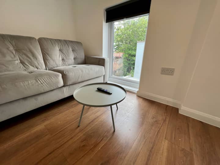 Bright Newly Renovated 2br City Pad Nr Metro - Bloomsbury