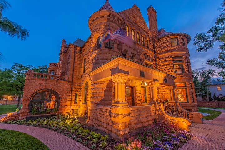 The Orman Mansion- Entire Home - Pueblo, CO