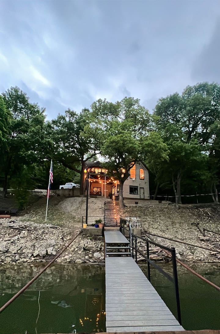 Lakefront Home At Moss Lake - Gainesville, TX