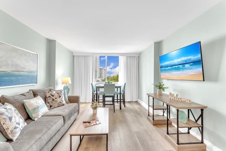 Beautiful 2/2 Minutes From Beach - Fort Lauderdale, FL