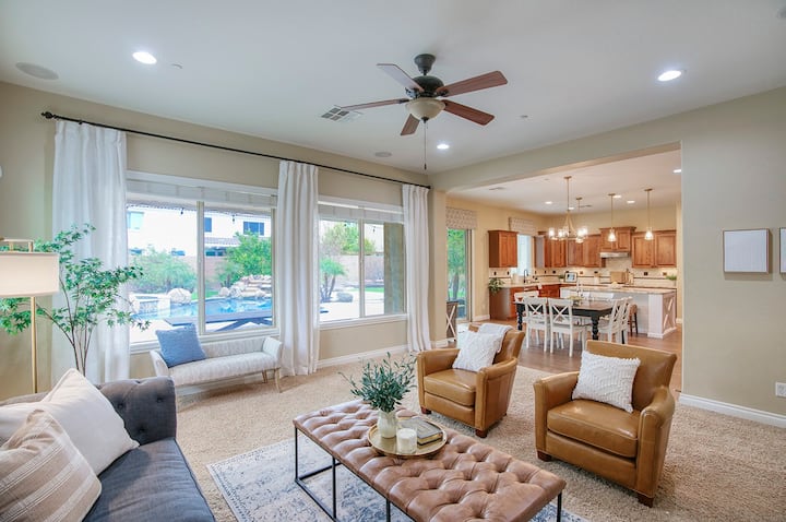 Desert Paradise With Private Pool - Gilbert, AZ