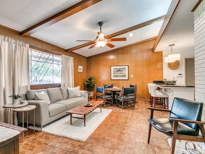 Poppy's Place - Campus Home W/ Pool - Norman, OK