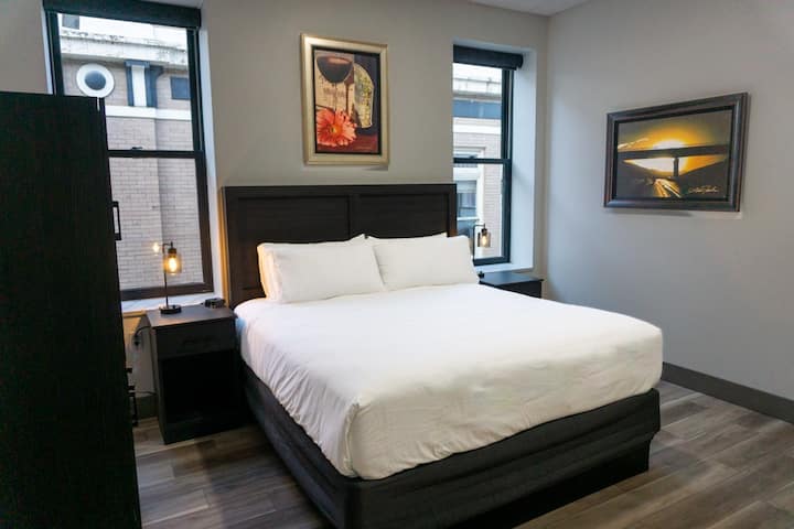 The King Suite By Gold Dust On Main St. 202 - Deadwood, SD