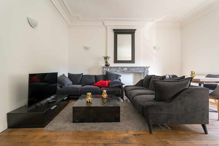 Chambre 30m² - Salon Privé - 2tv - Wifi - 120m² - Metz