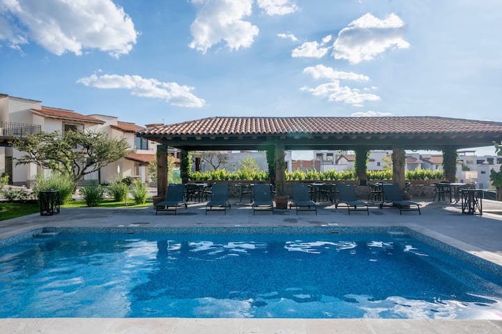 Private Sanctuary, 4br Home With Pool And Gym - San Miguel de Allende
