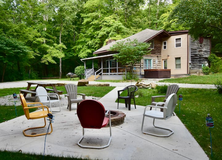 Creekside Cabin - Nashville, IN