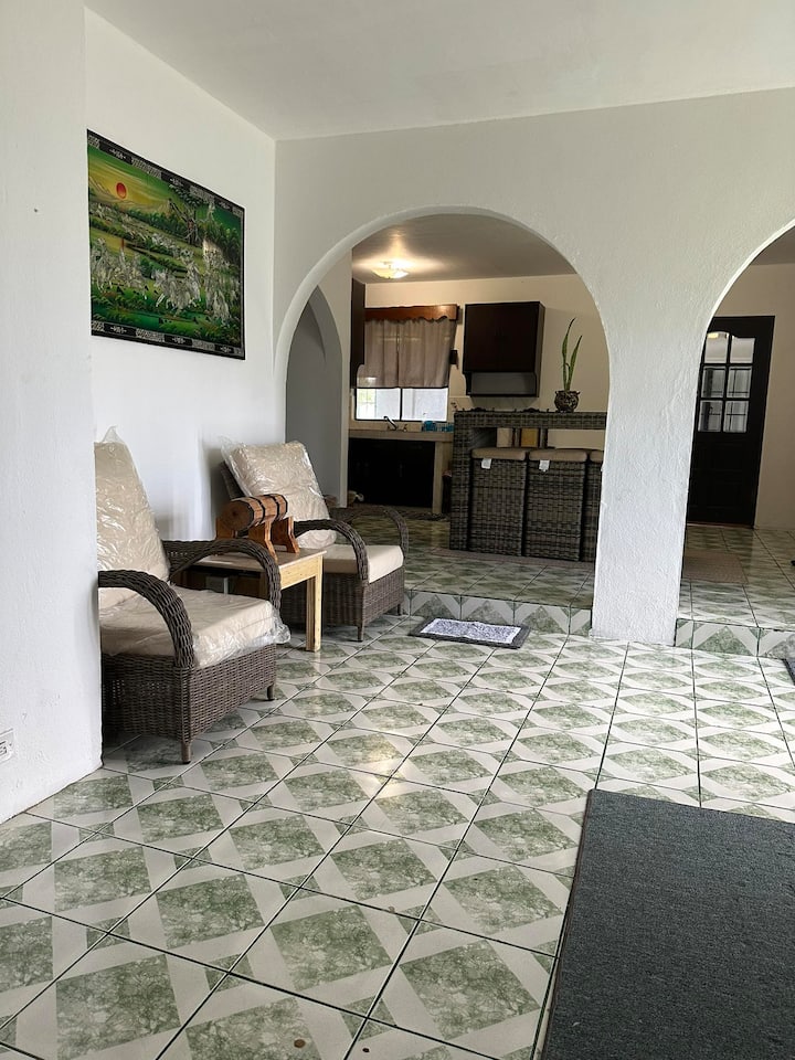 Mowtel Airbnb - Northern Mariana Islands