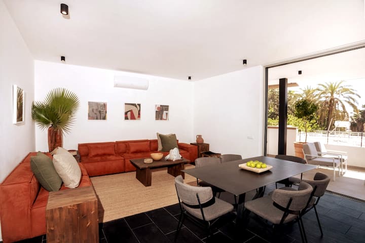 Bridge House 201-3br Modern Apt With Parking - Limasol
